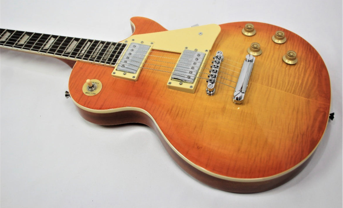 Chibson Les Paul Standard Honeyburst – Music All Inclusive